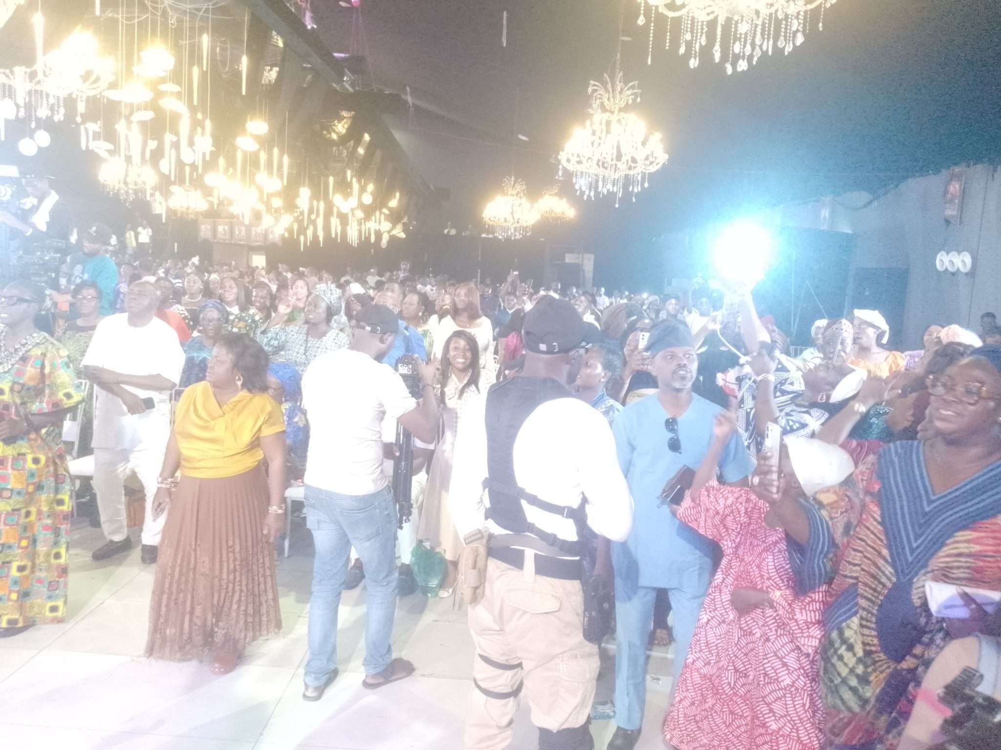 Yinka Alaseyori Honours Obey, Ayewa, Funmi Aragbaiye, Bola Aare, 25 ...