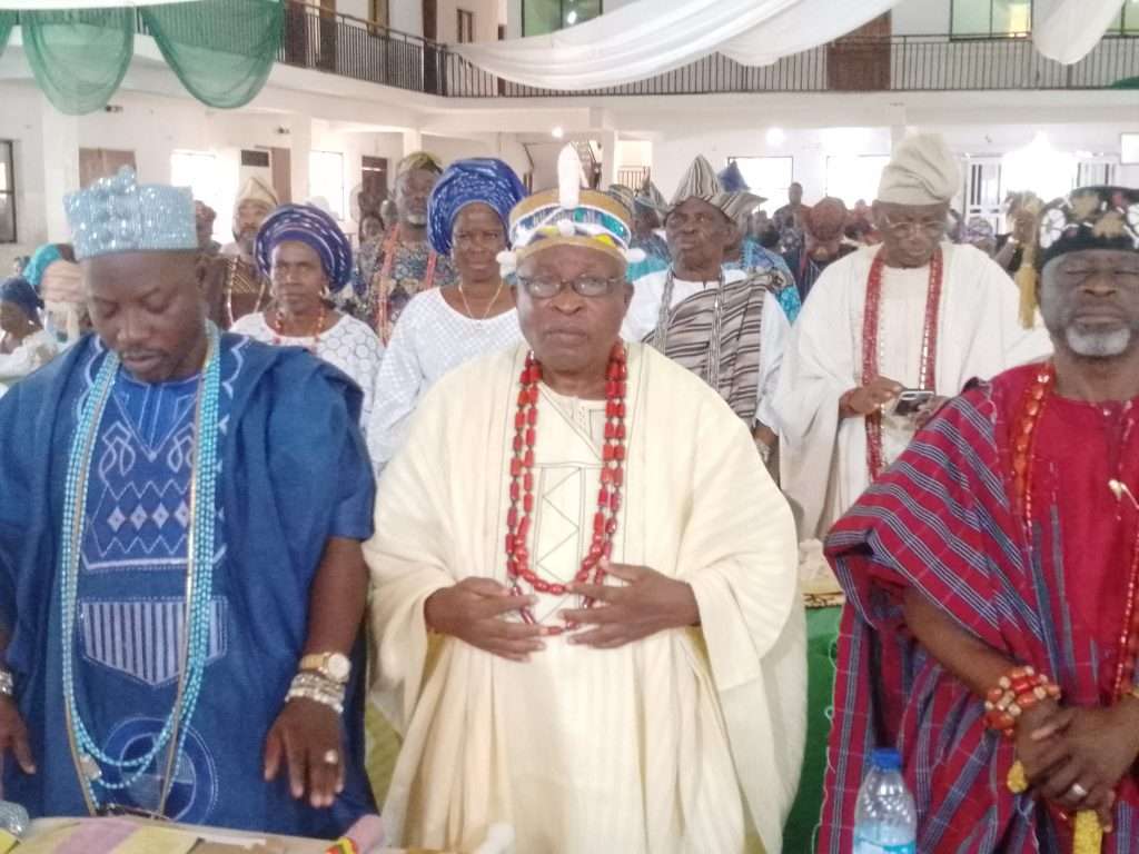 Emulate Oba Adedapo Tejuoso’s Heart of Worship, Mojibade Idomapa, Chief ...